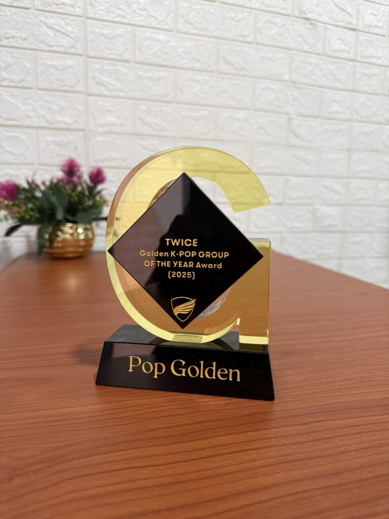 Golden K-Pop Group of the Year 2025 Winner: TWICE - POP GOLDEN MAGAZINE